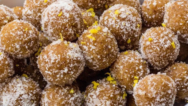 Mandarin Coconut Bliss Balls - Gluten-free, dairy-free - The Natural ...
