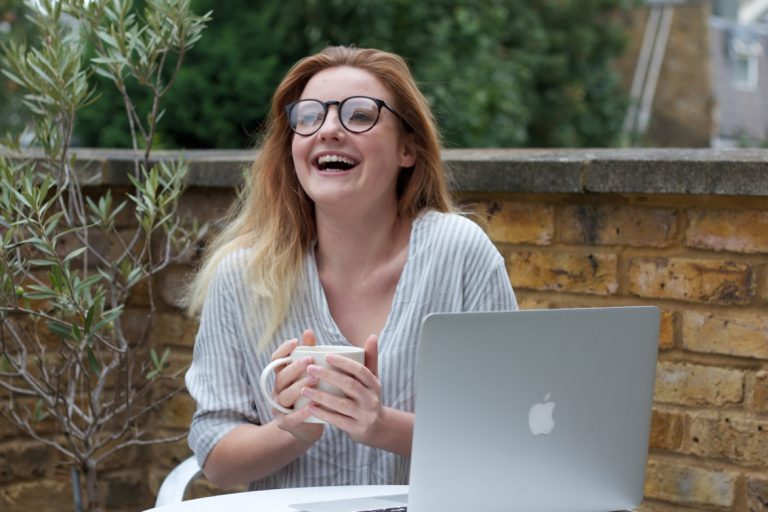 Baby Led Latching: What Is It and How do You Do It? - The Natural ...