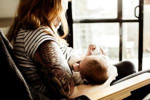 Baby Led Latching: What Is It and How do You Do It? - The Natural ...