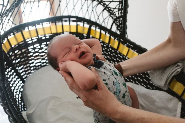 Understand the Science of Newborn Sleep - The Natural Parent Magazine