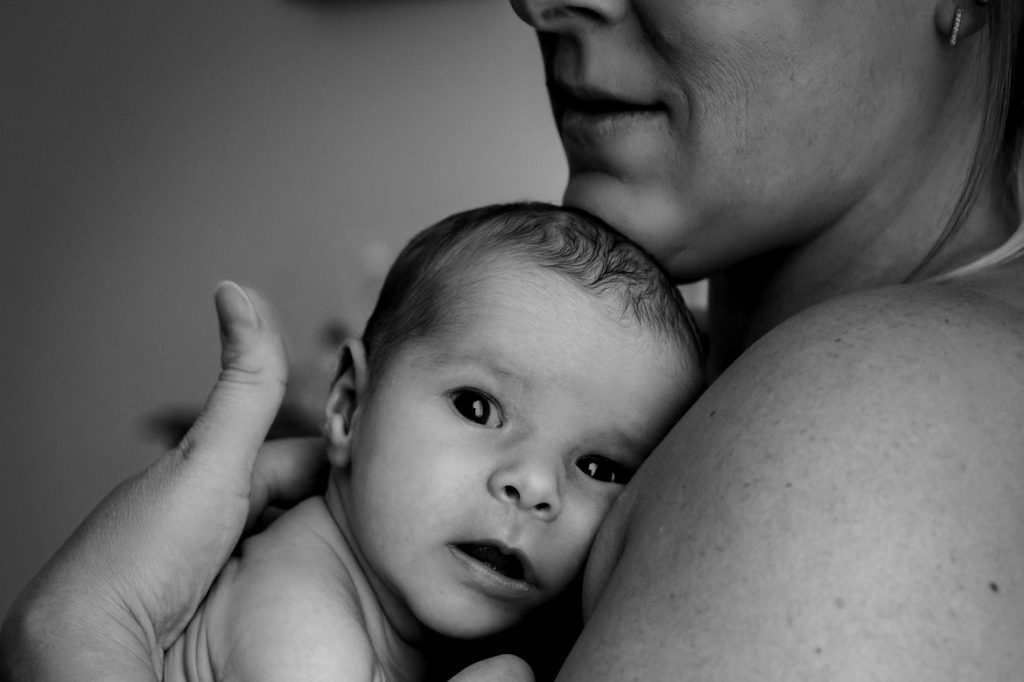 12 Tips to Build a Stronger Sibling Bond - The Natural Parent Magazine