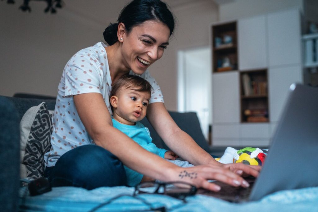 Tips for Successfully Balancing Study and Family Life - The Natural ...