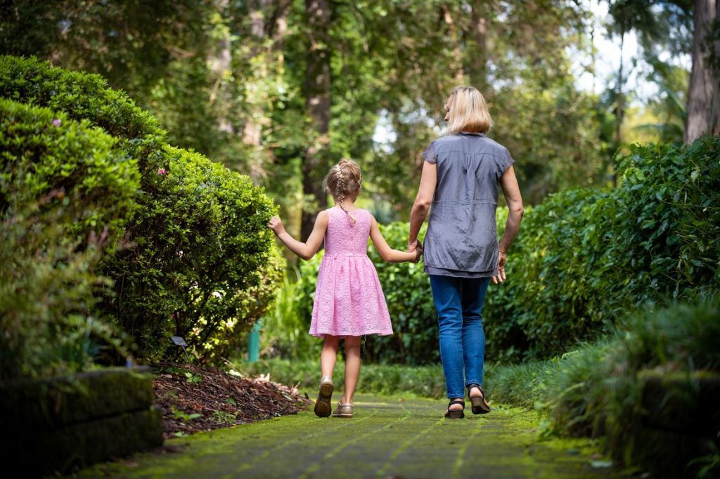 Helping Single Mothers Find Confidence, Happiness & Connection - The ...