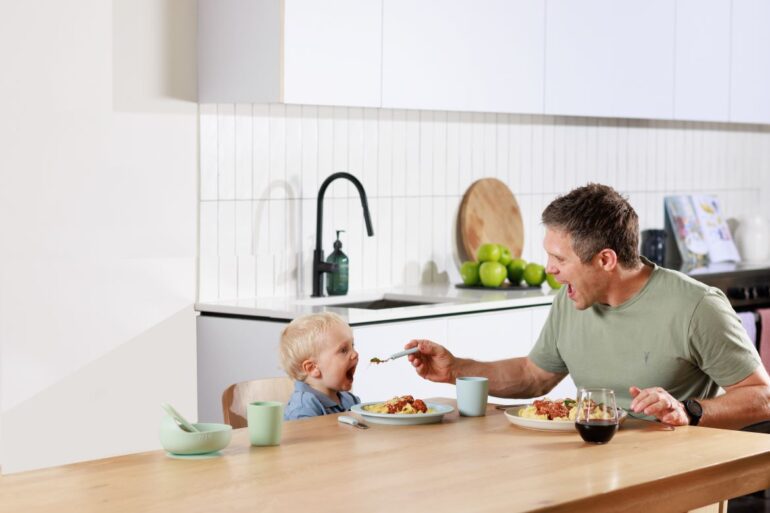 Mindful Parenting How To Respond Instead Of React The Natural Parent